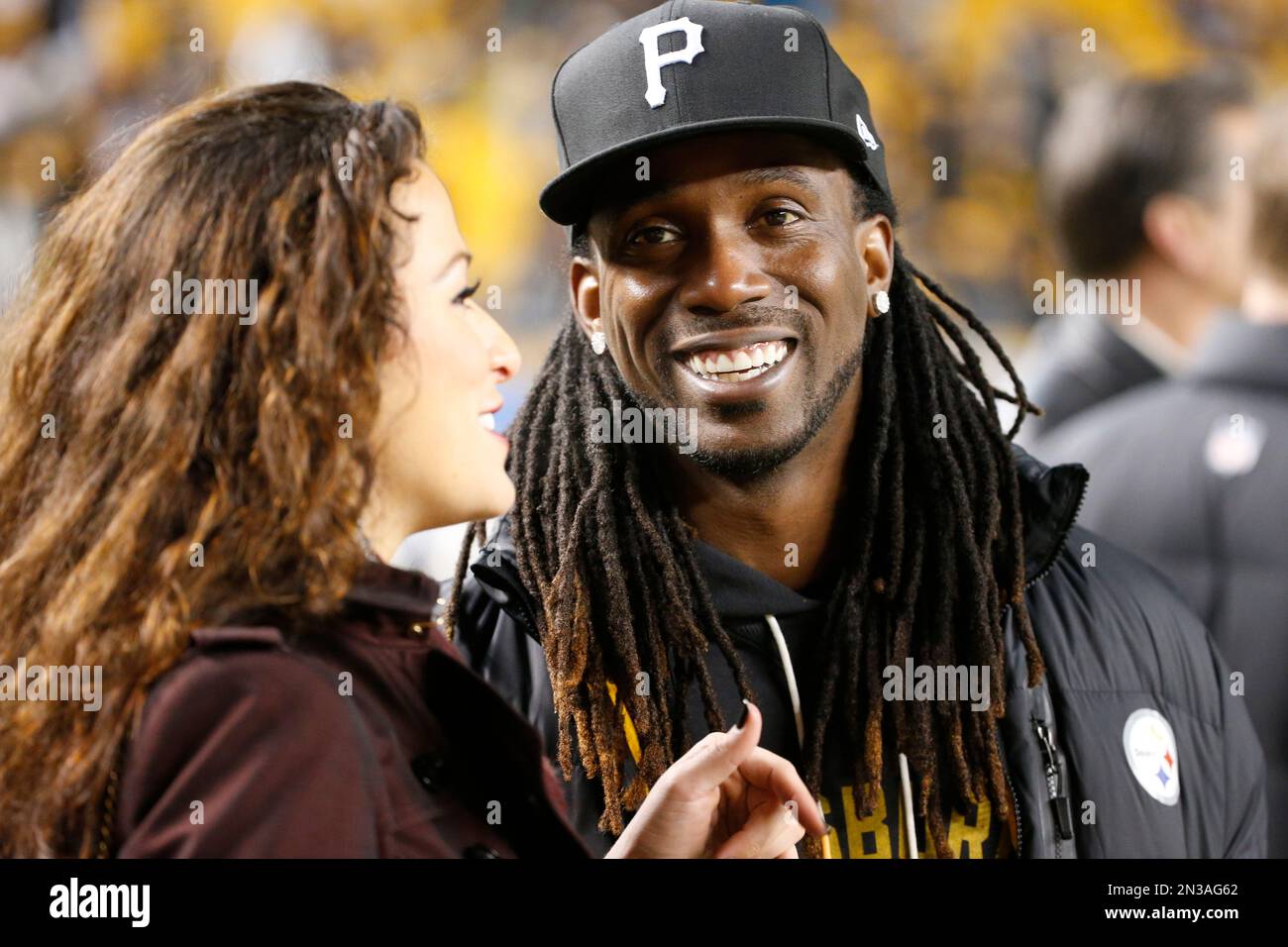 Pittsburgh Pirates All-Star center fielder Andrew McCutchen, right ...