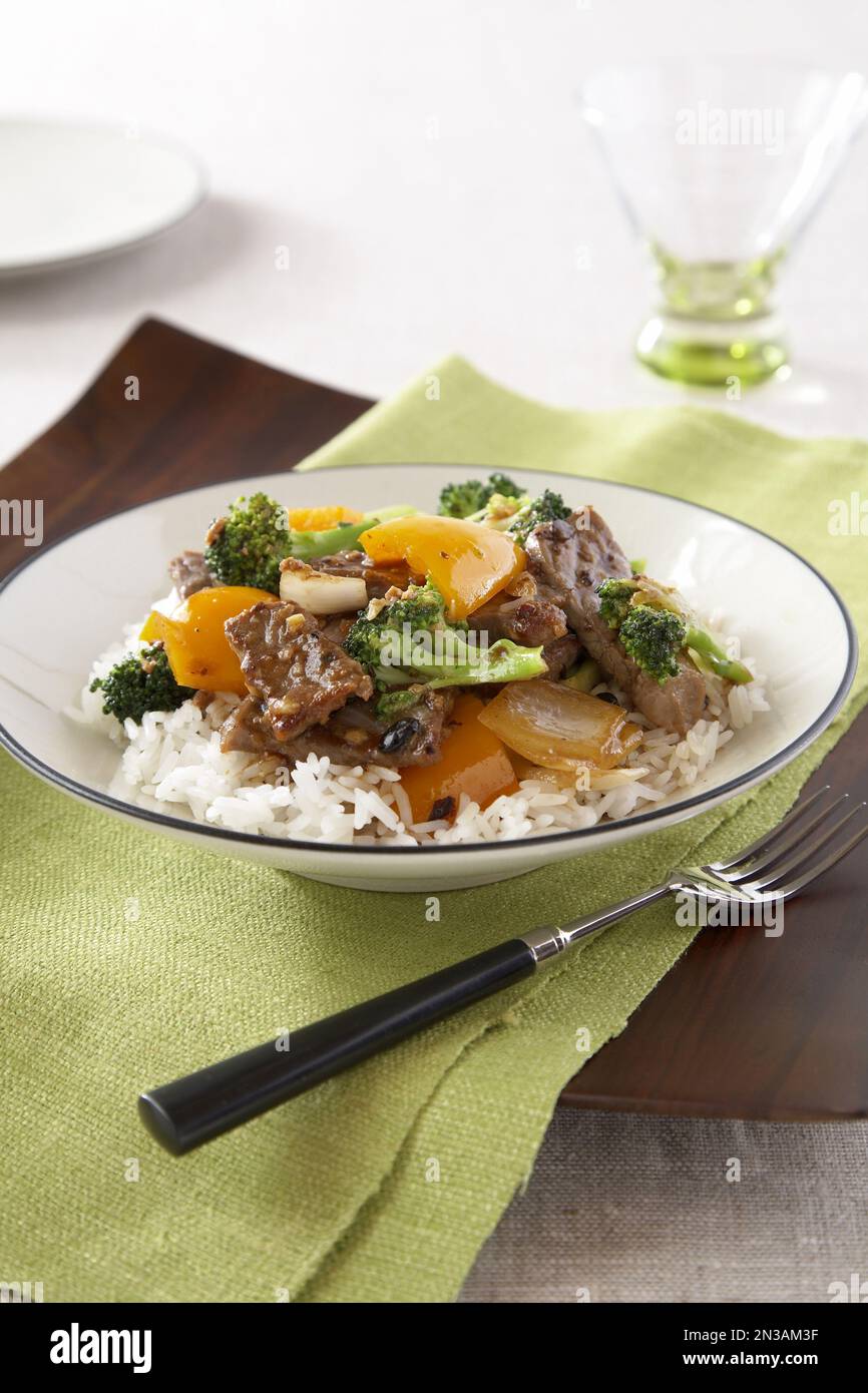 Close up beef stir fry hi-res stock photography and images - Alamy