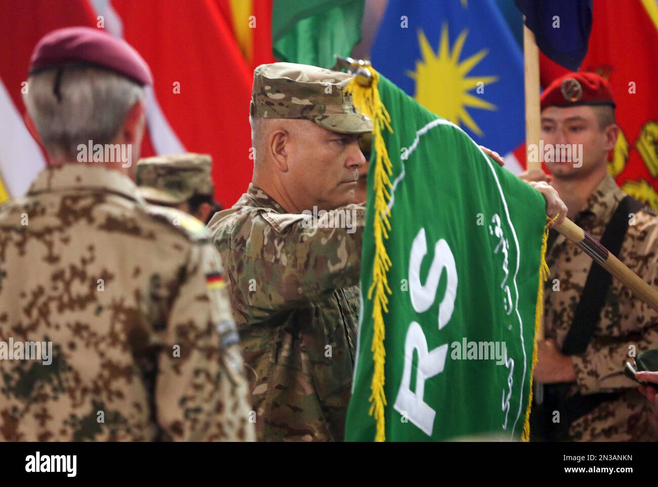 Commander of the International Security Assistance Force (ISAF), Gen ...