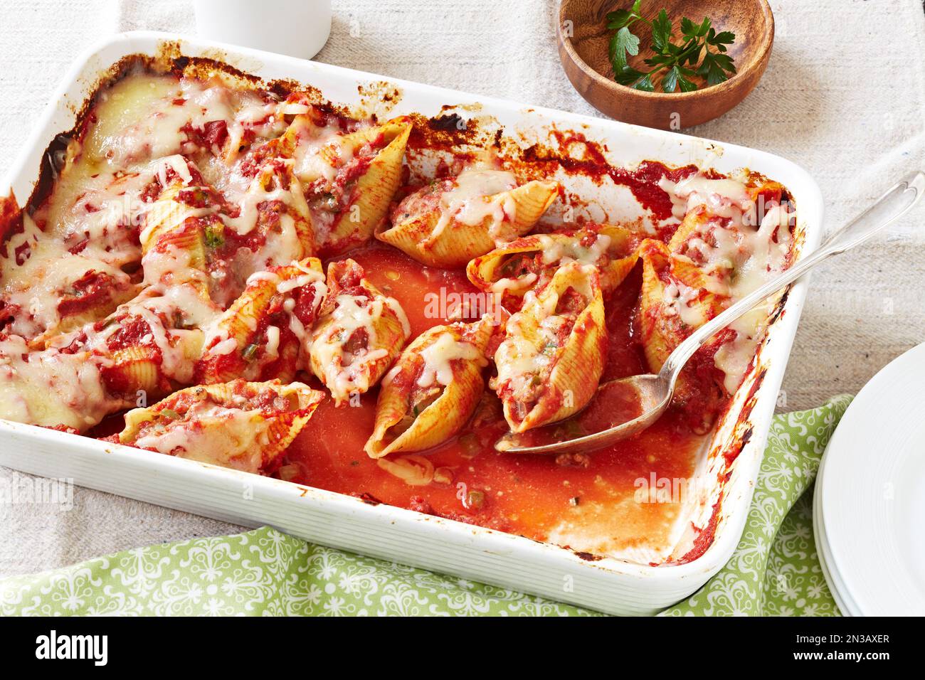 Conchiglie sausage hi-res stock photography and images - Alamy