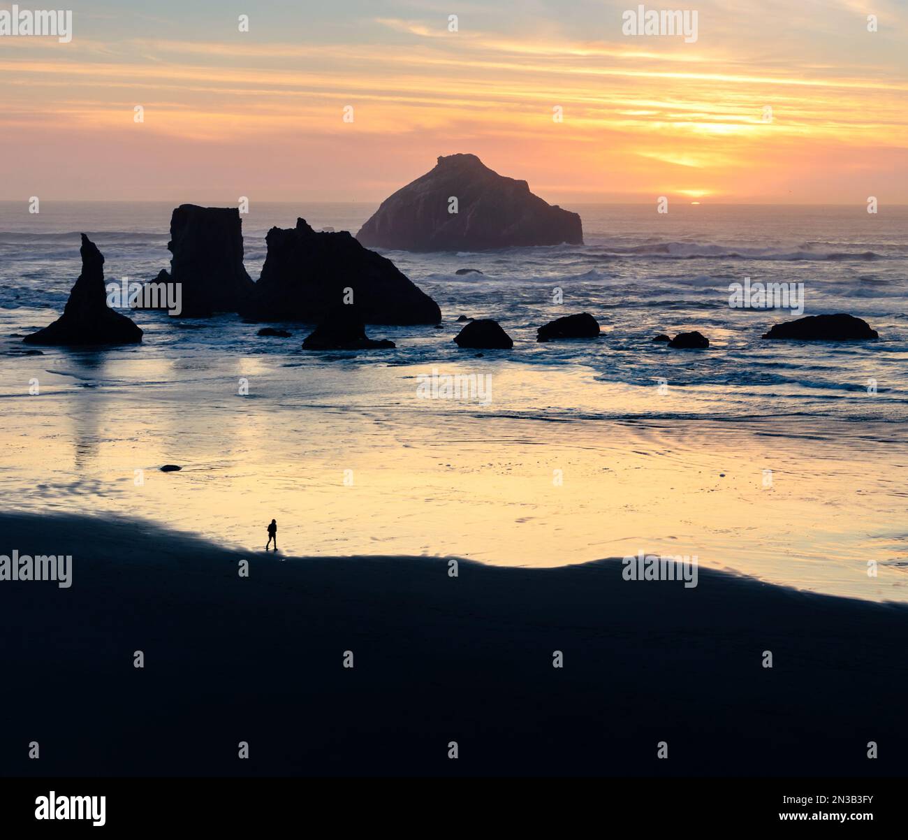 Sunset on Bandon Beach Oregon, USA Stock Photo - Alamy