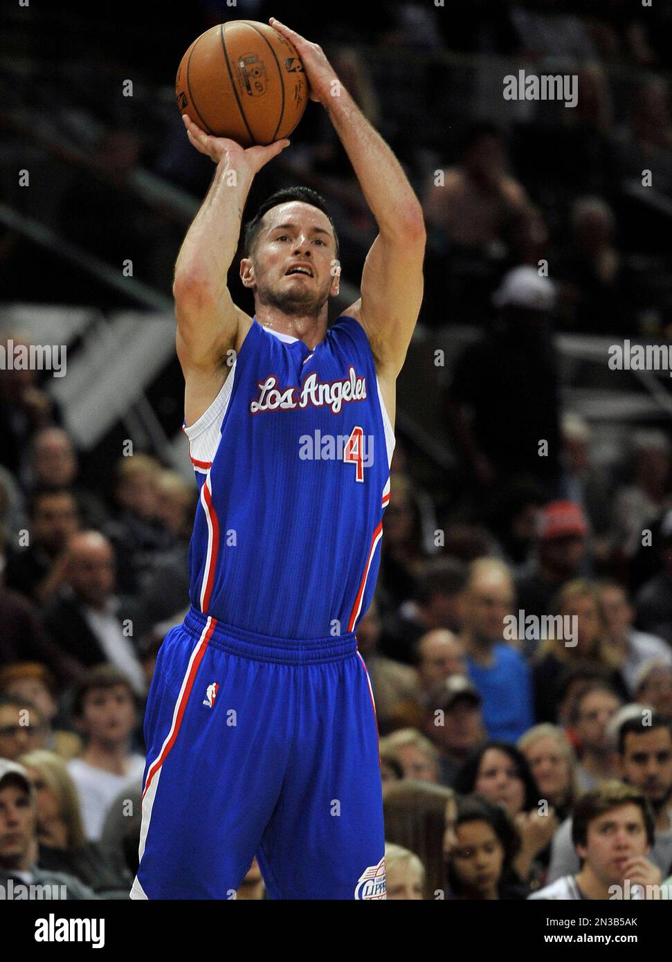 Los Angeles Clippers guard J.J. Redick shoots during the first half an ...