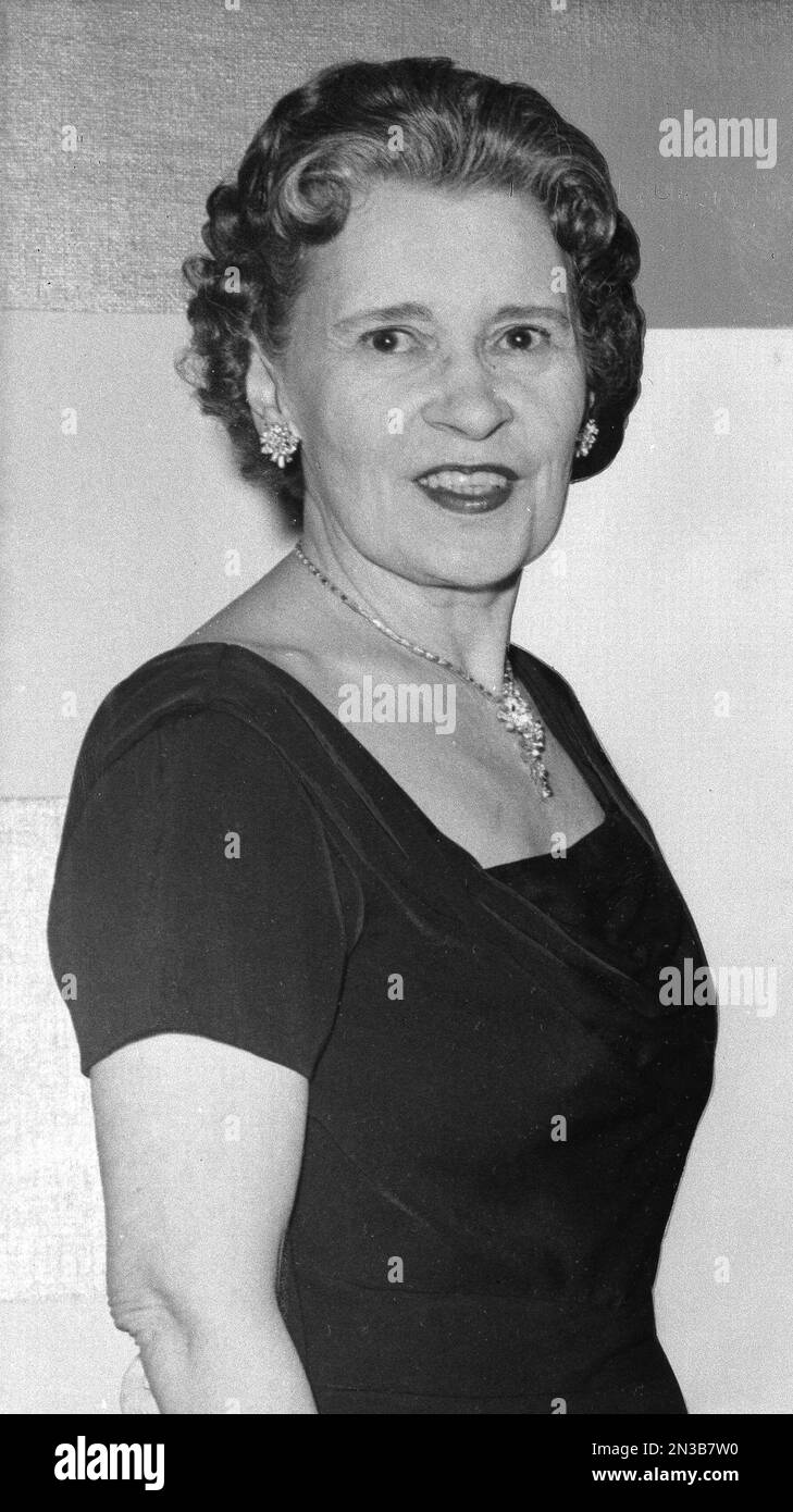 Gloria Morgan Vanderbilt, mother of heiress Gloria Vanderbilt, is shown ...