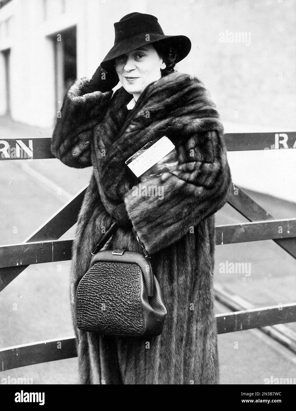 Gloria Morgan Vanderbilt is shown as she arrived at Southampton ...