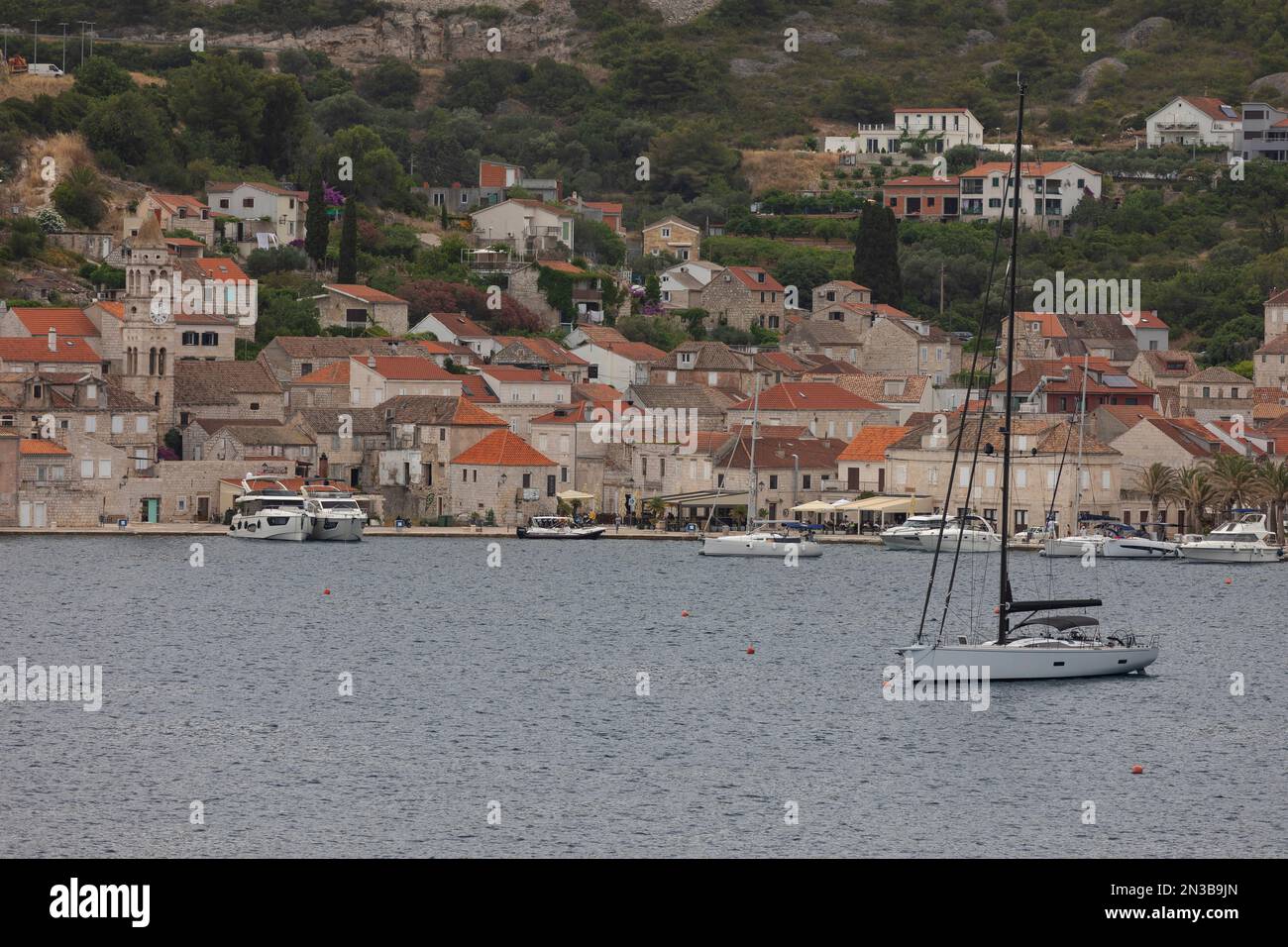 VIS ISLAND, CROATIA, EUROPE - Waterfront in harbor, town of Vis Stock ...