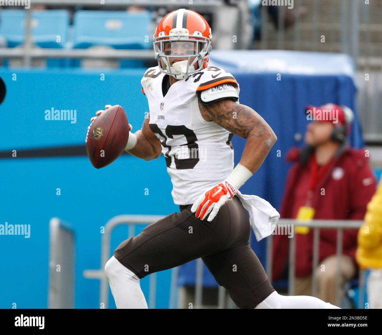 Cleveland Browns' Jordan Poyer (33) runs after intercepting a Carolina ...