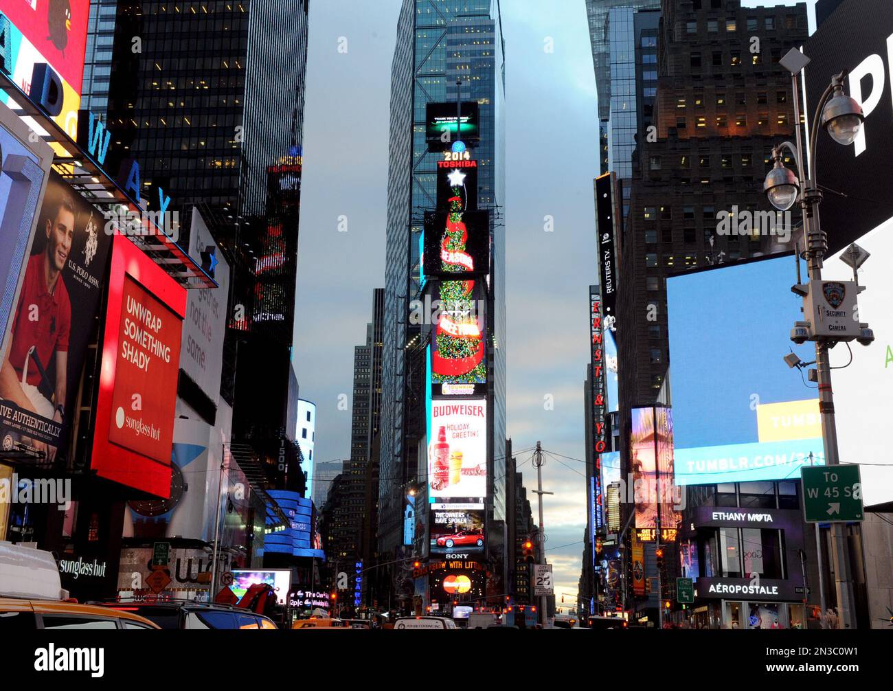 IMAGE DISTRIBUTED FOR TOSHIBA AND TDK - The world's tallest digitally ...