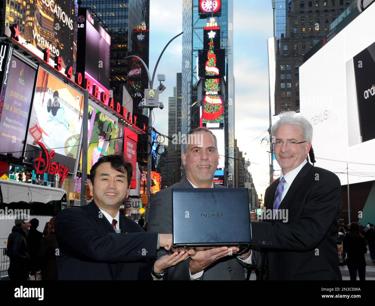 IMAGE DISTRIBUTED FOR TOSHIBA AND TDK - Kazuyoshi Onishi, left, of TDK ...
