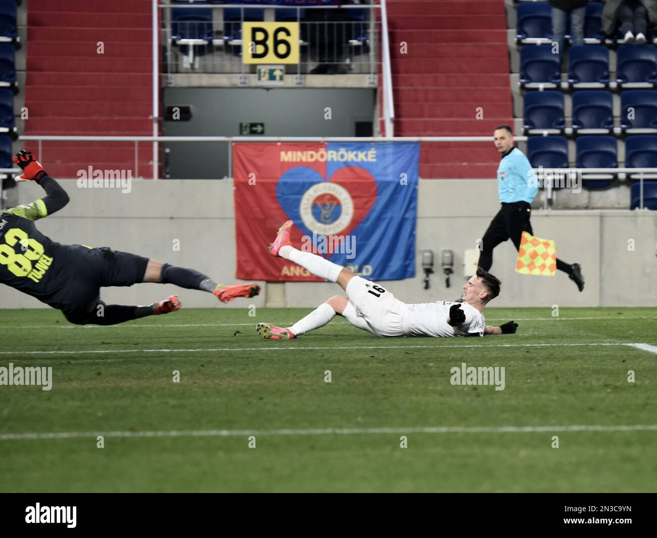 Honved fc hi-res stock photography and images - Alamy
