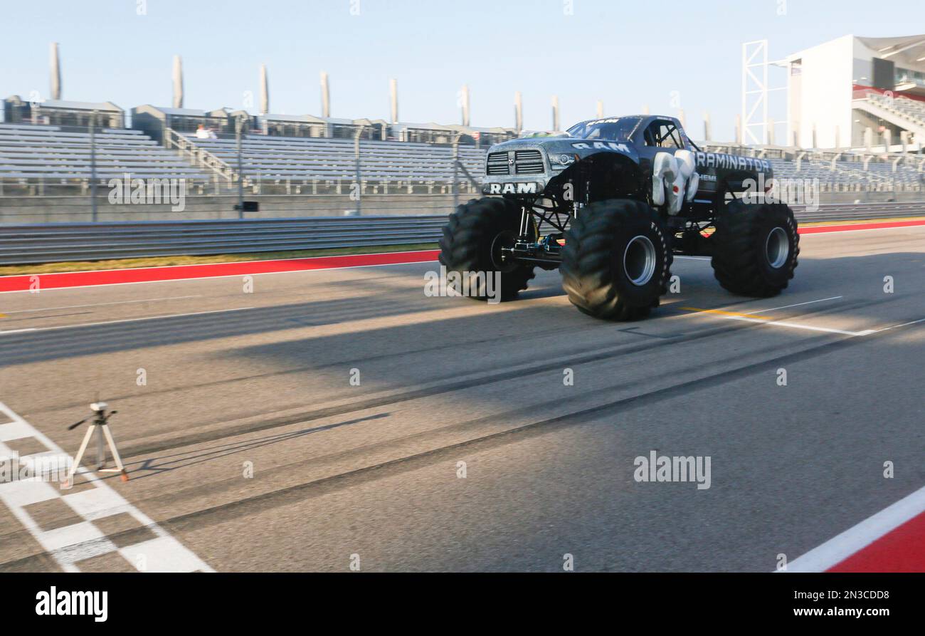 RAMINATOR driver Mark Hall reaches a speed of 99.1 mph to set the new ...