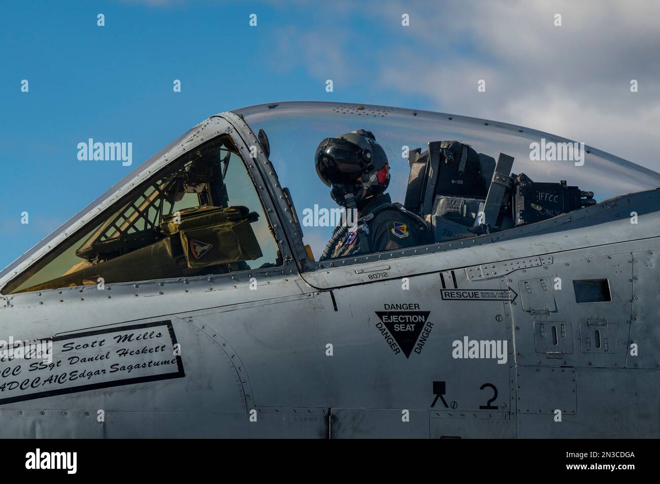 Autonomous decision making hi-res stock photography and images - Alamy