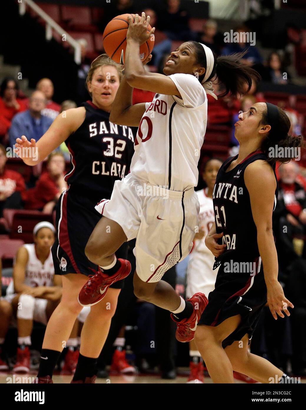 Stanford's Briana Roberson, center, shoots between Santa Clara's Morgan ...