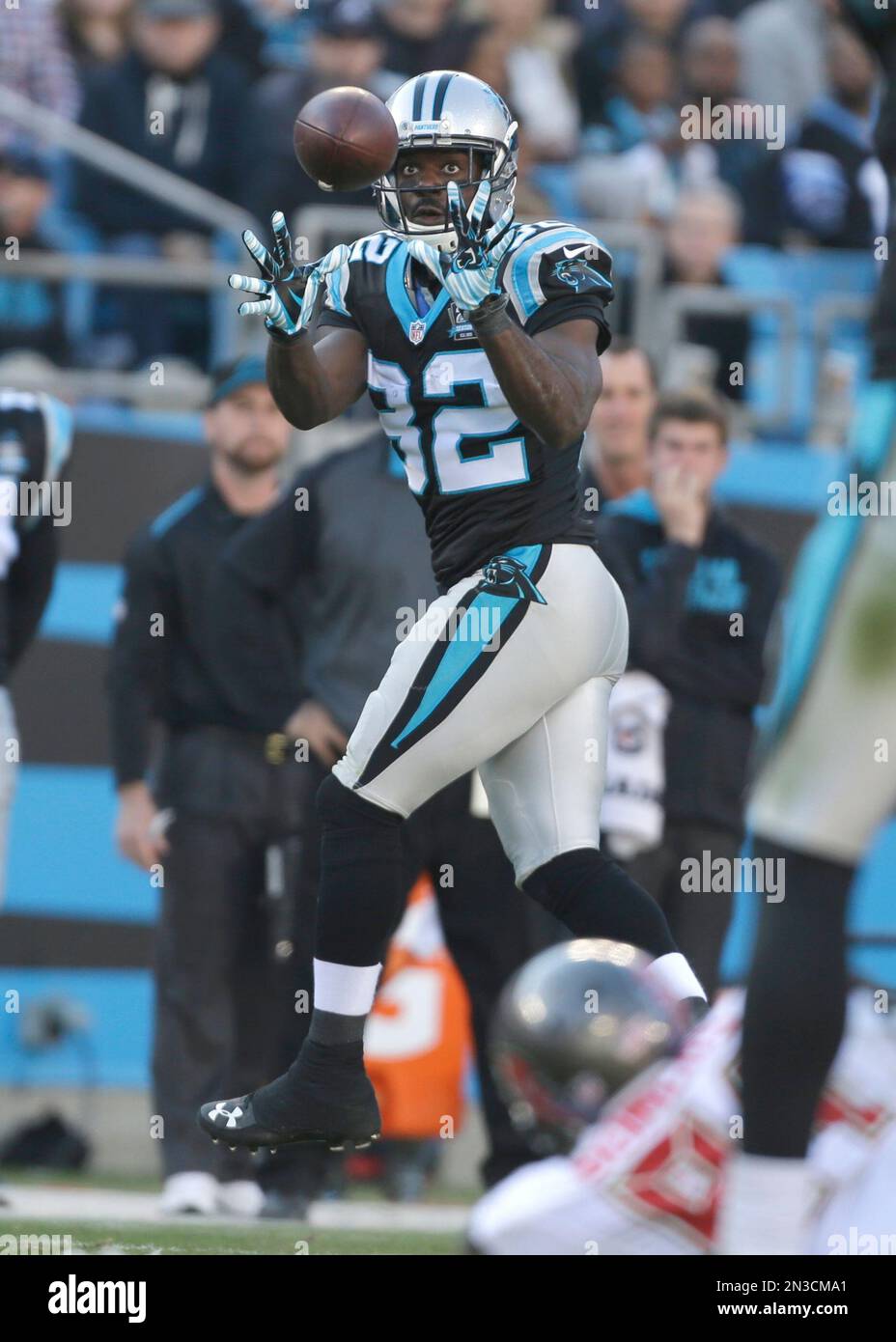 Carolina Panthers' Jerricho Cotchery (82) reaches out to catch a pass ...