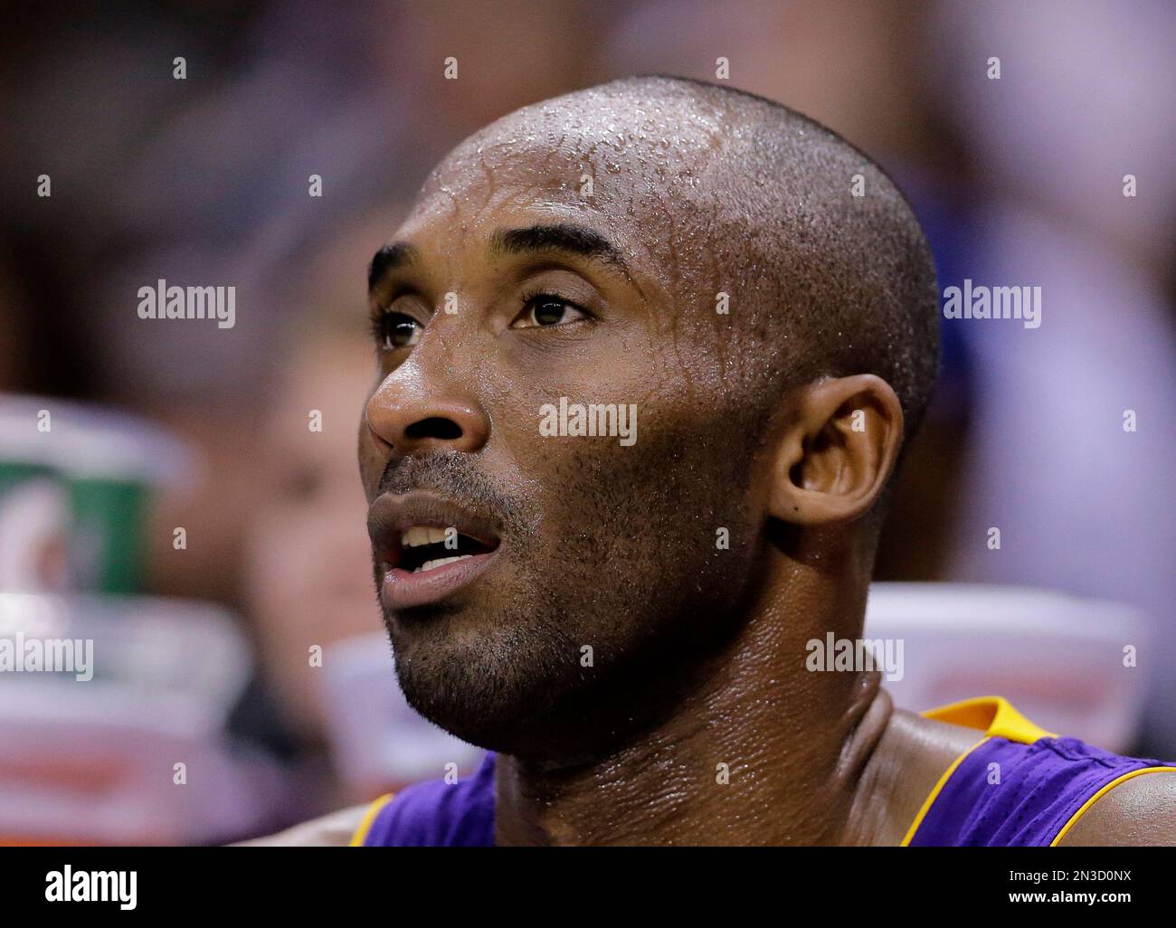 Los Angeles Lakers' Kobe Bryant sits on the bench during the second ...