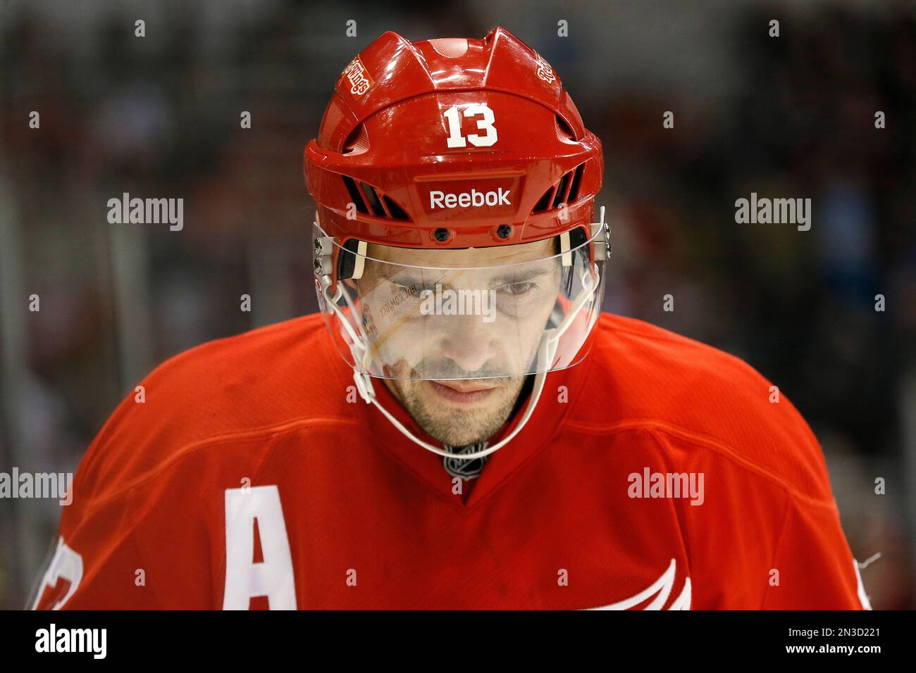 Detroit Red Wings center Pavel Datsyuk (13) waits for a face off ...