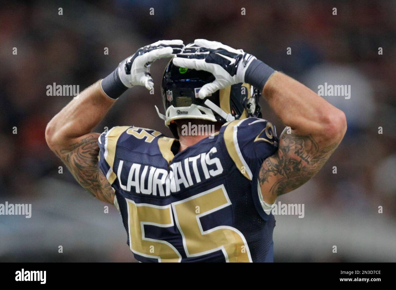 St. Louis Rams middle linebacker James Laurinaitis reacts during the ...