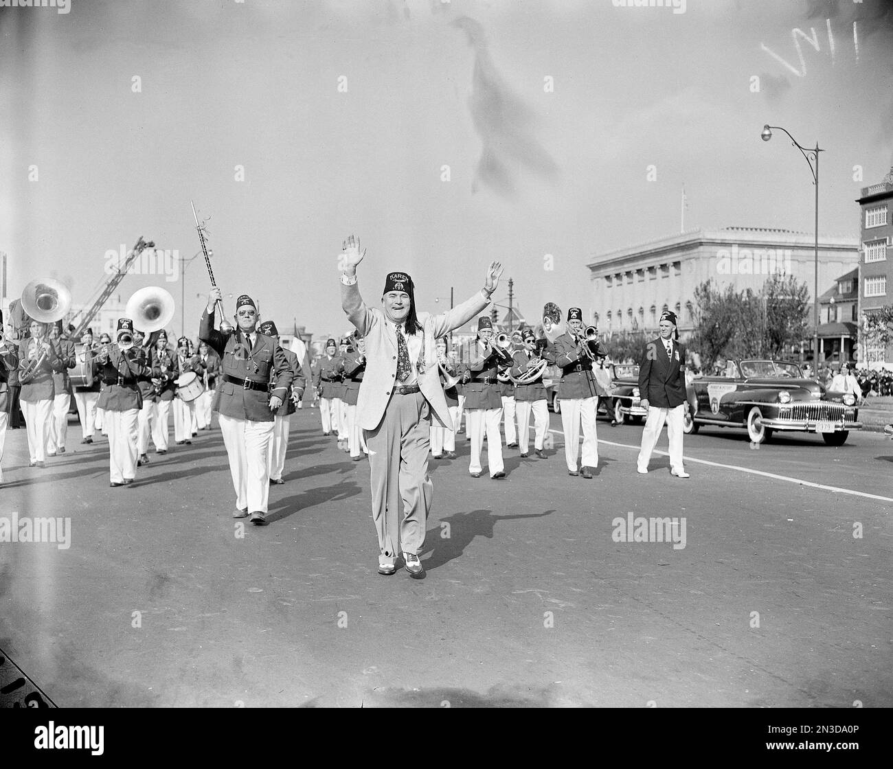 Deputy Imperial Potentate Galloway Calhoun of Tyler, Texas, leads a ...