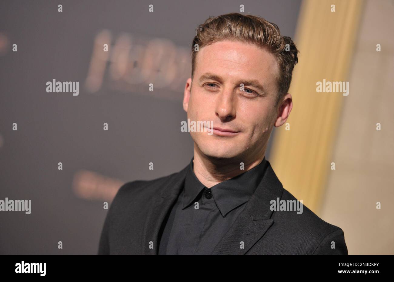 Dean O'Gorman arrives at the Los Angeles premiere of The Hobbit: The ...