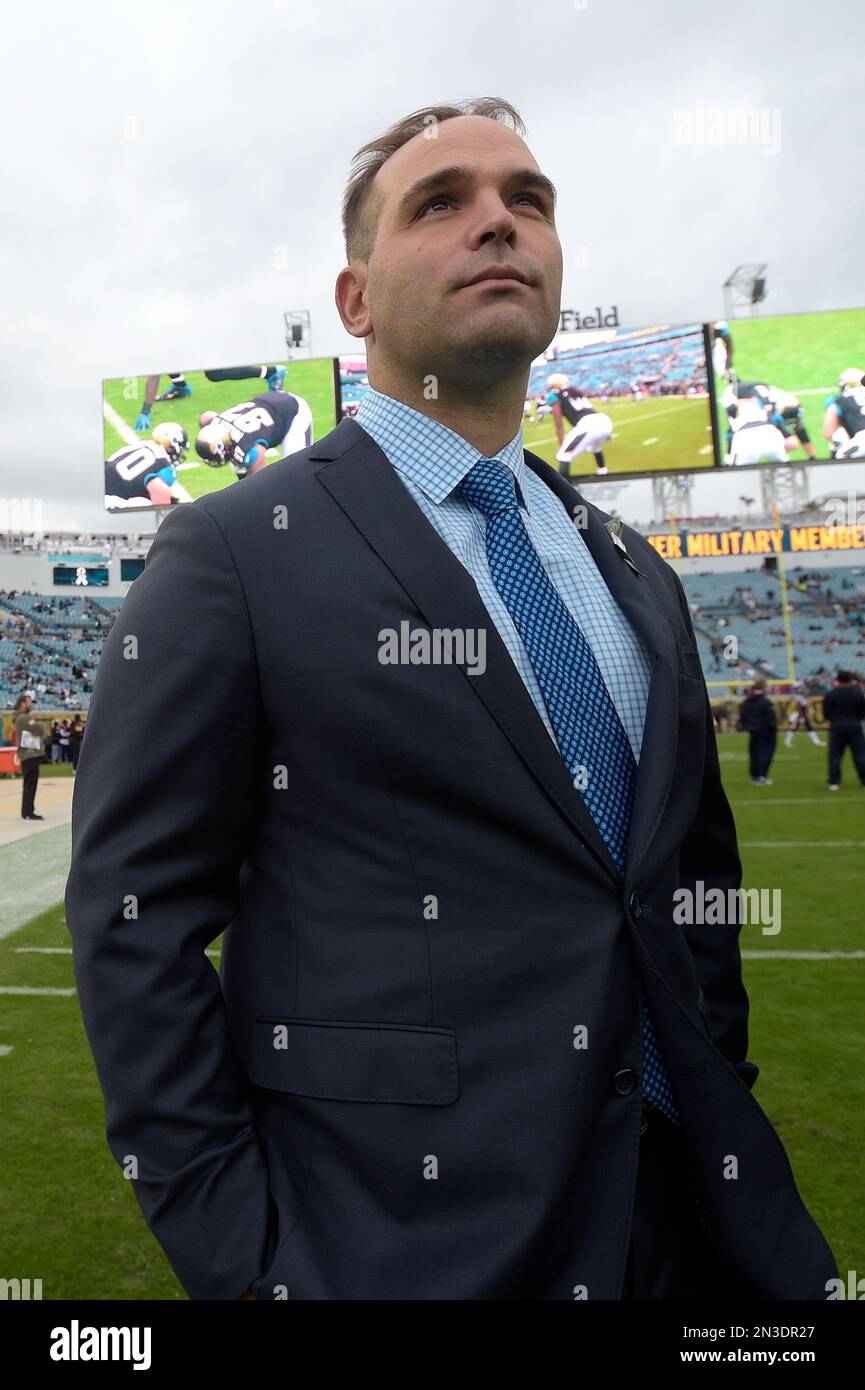 Jacksonville Jaguars general manager David Caldwell watches warmups ...
