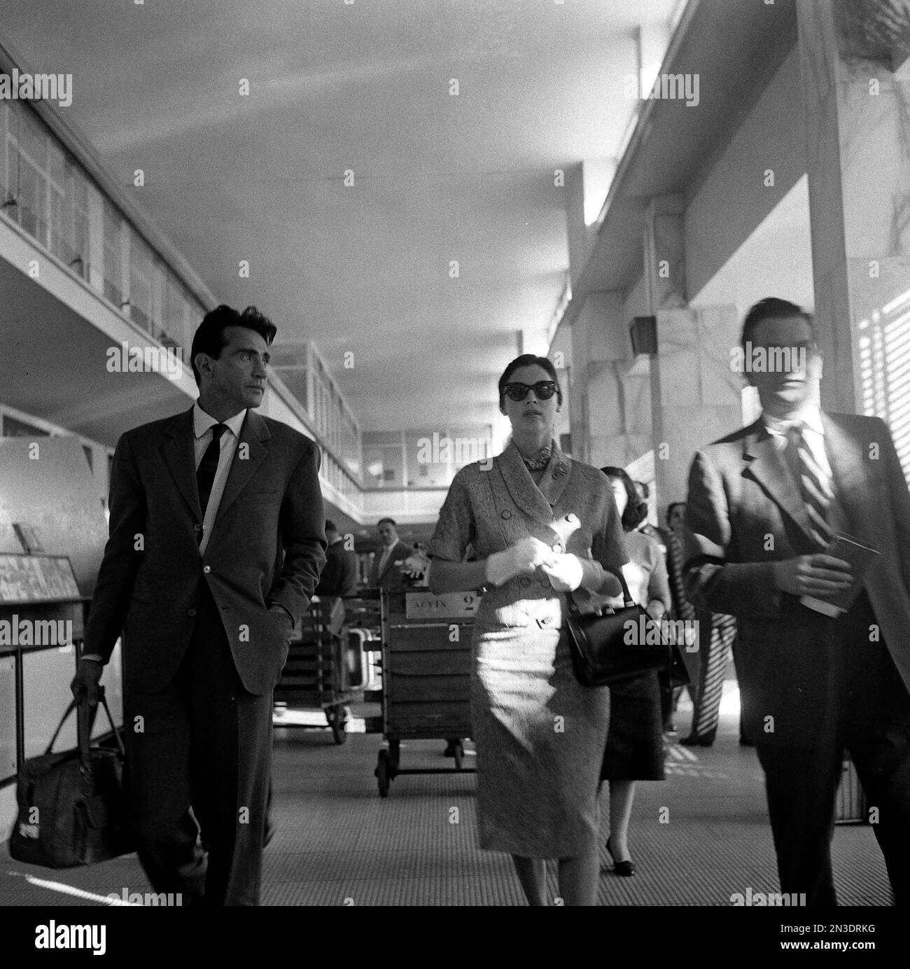 Hollywood screen actress Ava Gardner and her friend Italian comedian ...