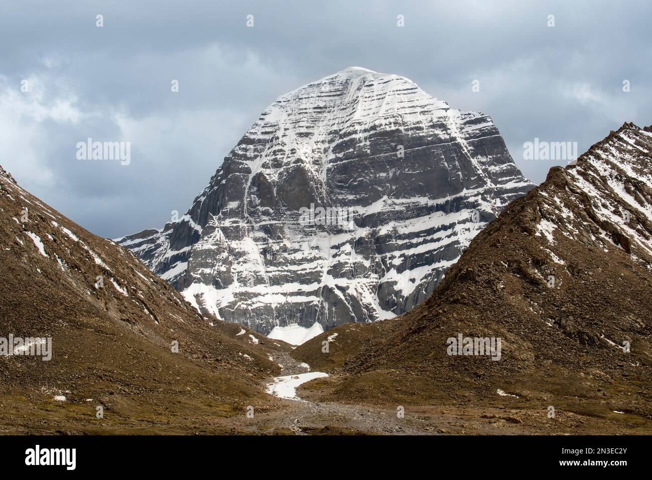 Mount kailash landscape hi-res stock photography and images - Alamy