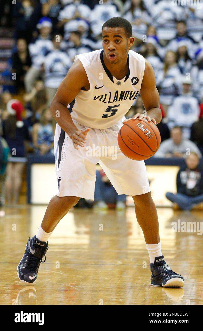 Villanova guard Phil Booth (5) in action during the second half of an ...