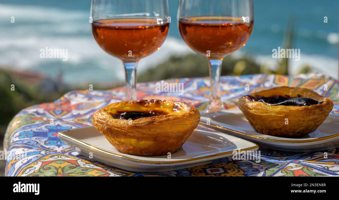 Pasteis de nata porto hi-res stock photography and images - Alamy