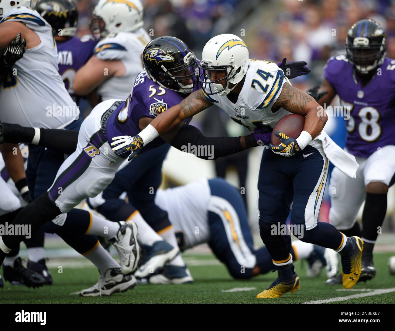San Diego Chargers running back Ryan Mathews (24) runs against ...