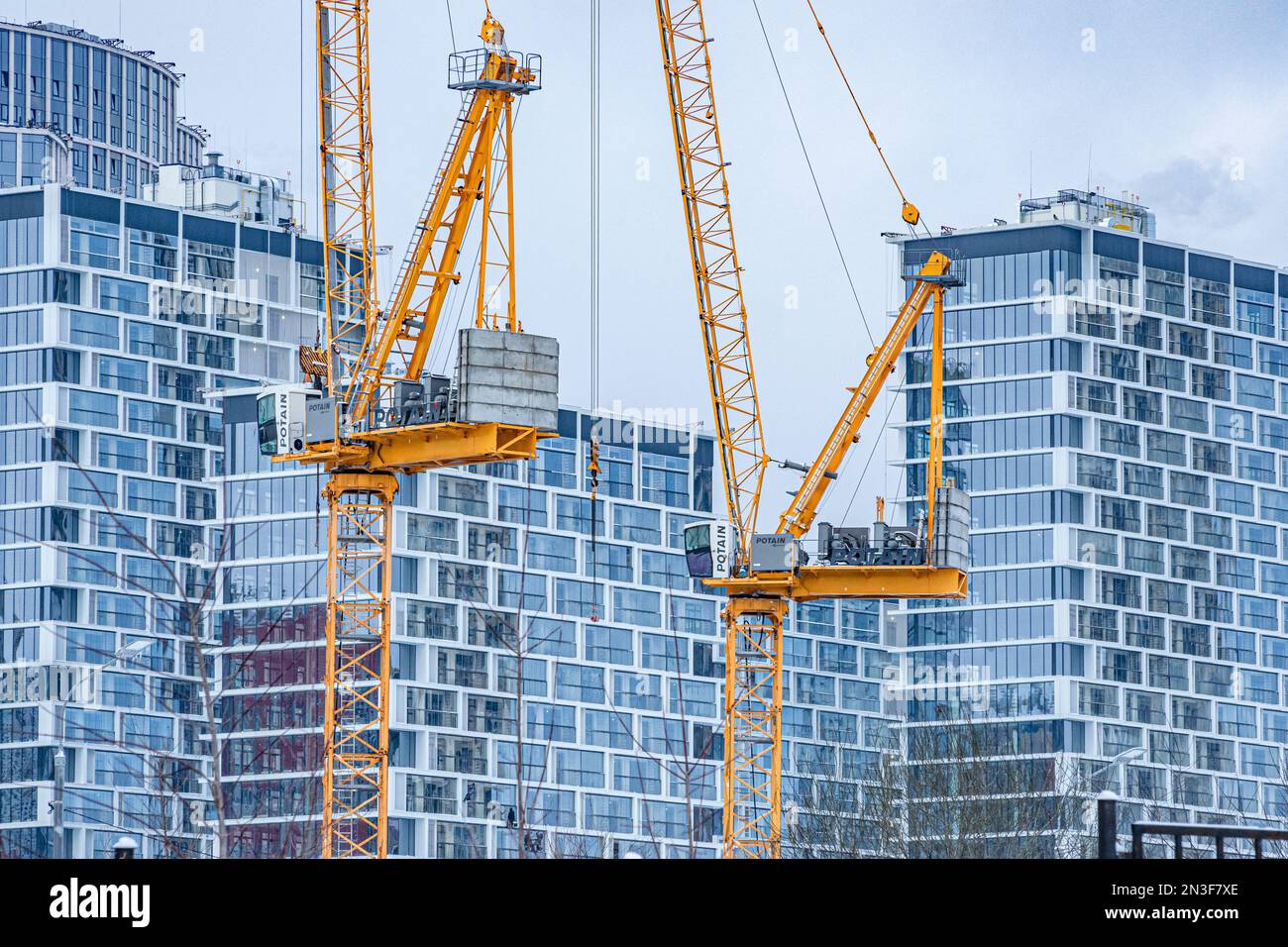 Russia, Moscow. Construction of new buildings Stock Photo - Alamy