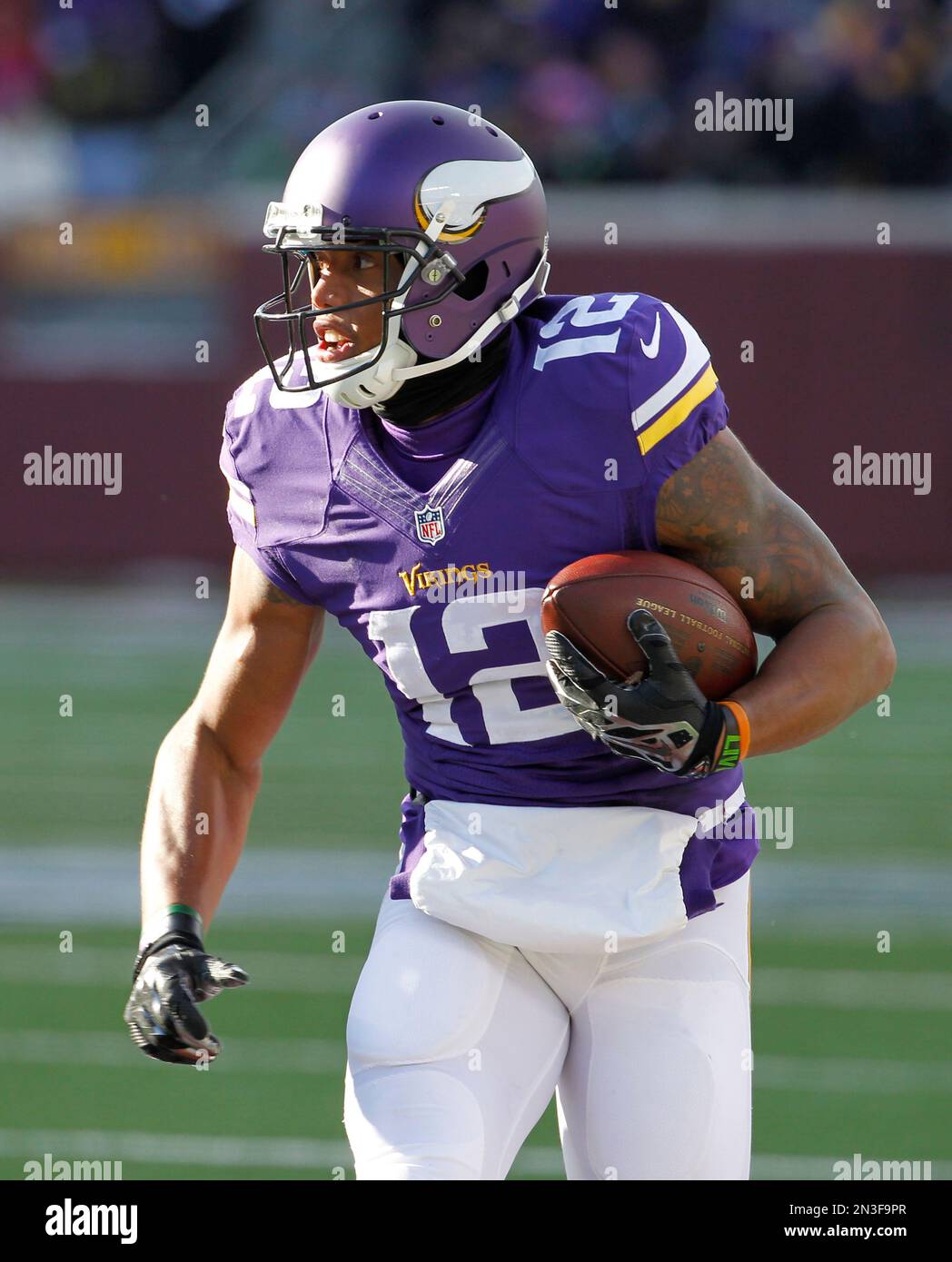 Minnesota Vikings wide receiver Charles Johnson runs up field after ...