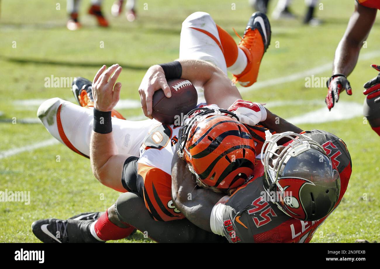 Tampa Bay Buccaneers linebacker Orie Lemon (45) takes down Cincinnati ...