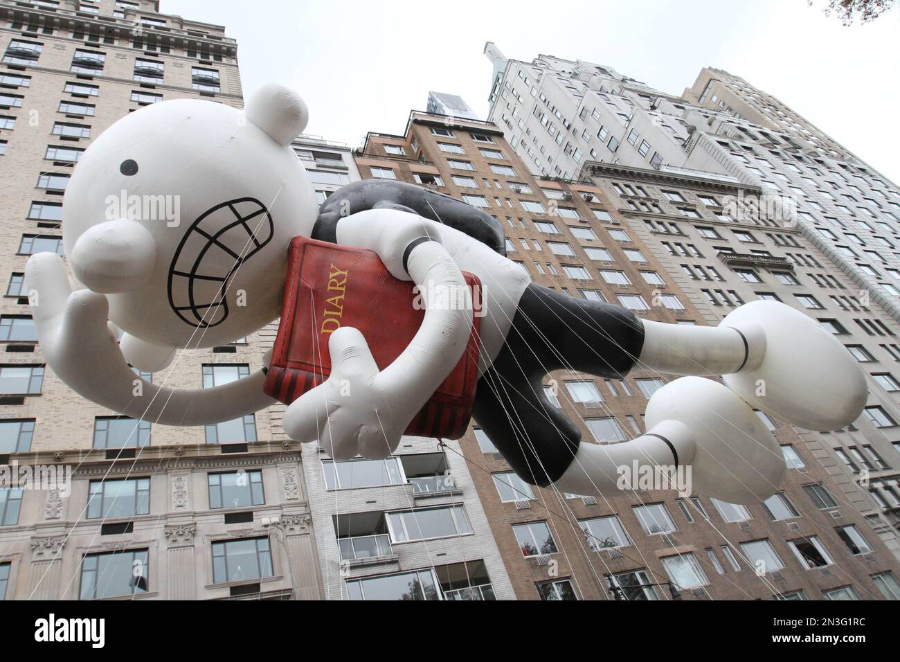 The "Diary of a Wimpy Kid" balloon makes its way across New York's ...