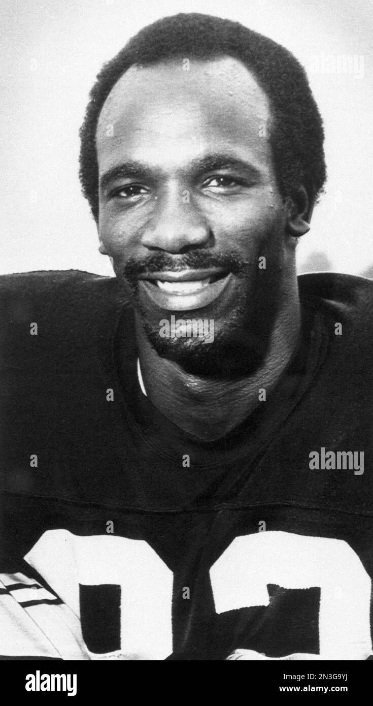 Wide receiver John Stallworth of the Pittsburgh Steelers is shown in ...
