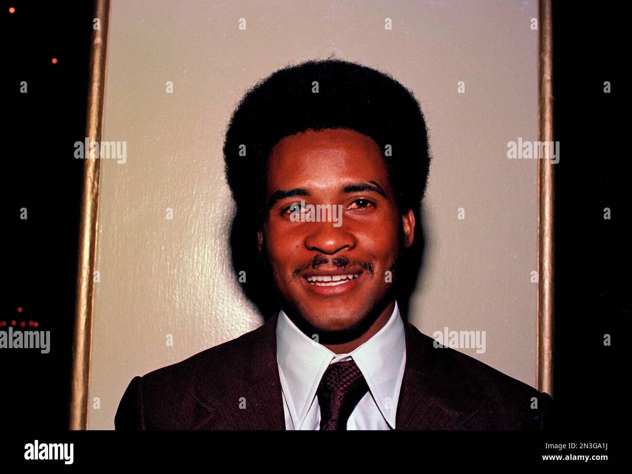 Wide receiver Lynn Swann (88) of the Pittsburgh Steelers and star of ...