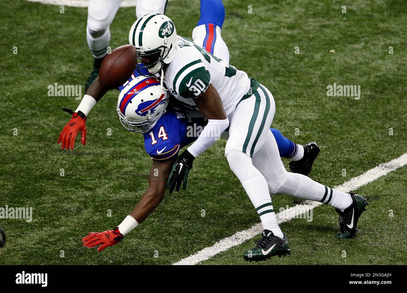 New York Jets cornerback Darrin Walls (30) breaks up a pass intended ...