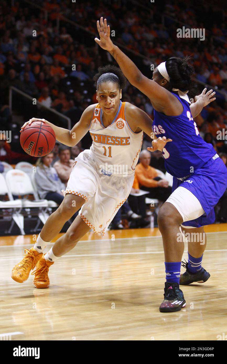 Tennessee forward Cierra Burdick (11) drives against Tennessee State ...