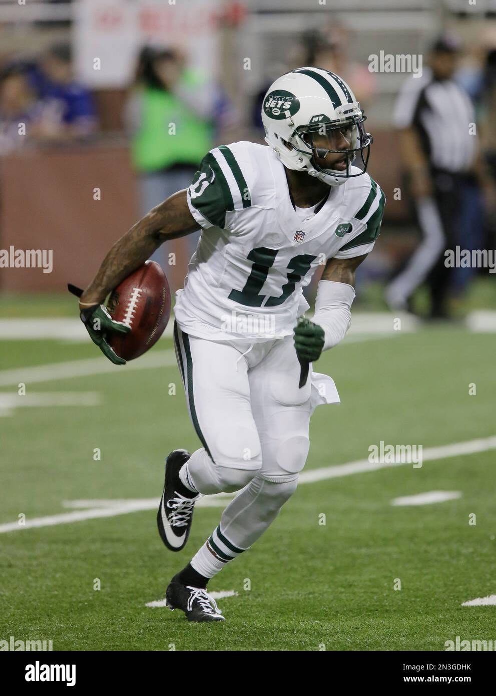 New York Jets wide receiver Jeremy Kerley runs during the first half of ...