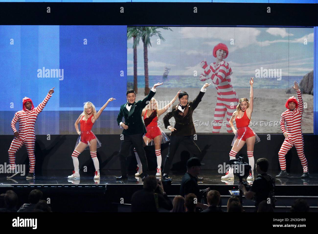 Xiao Yang, left, and Wang Taili, of the musical group Chopstick ...