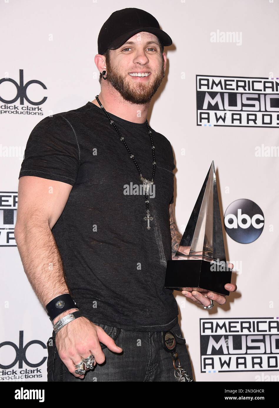 Brantley Gilbert, winner of the award for favorite country album for ...