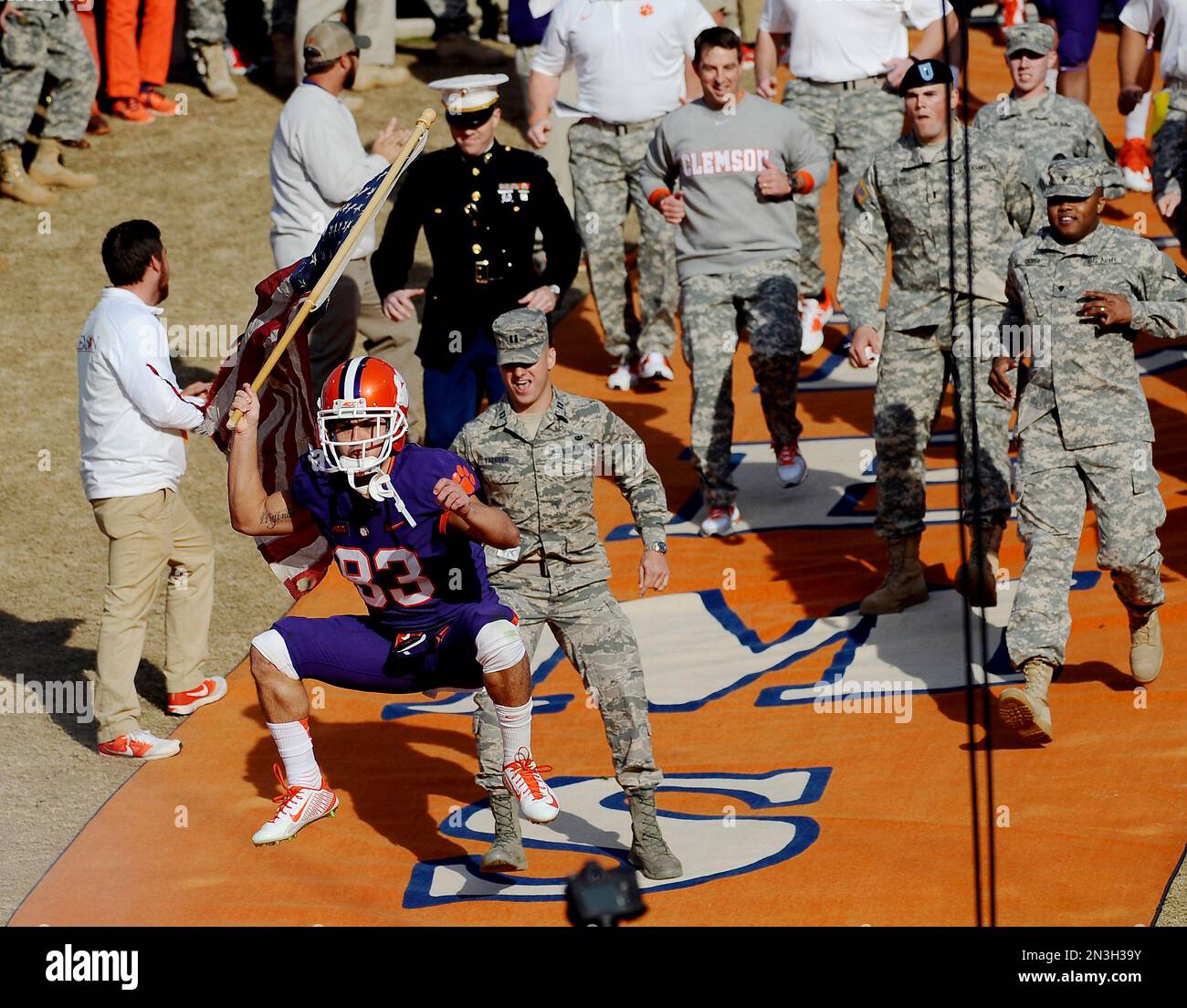 Army veteran and Clemson wide receiver Daniel Rodriguez (83) carries ...