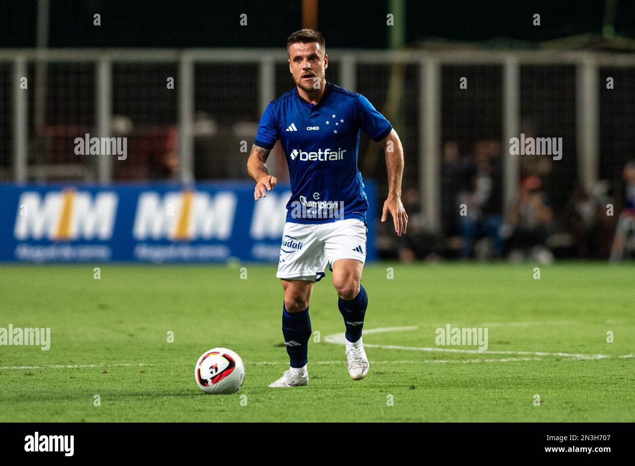 MG - Belo Horizonte - 02/07/2023 - MINEIRO 2023 CRUZEIRO X POUSO ALEGRE - Cruzeiro player Ramiro ...