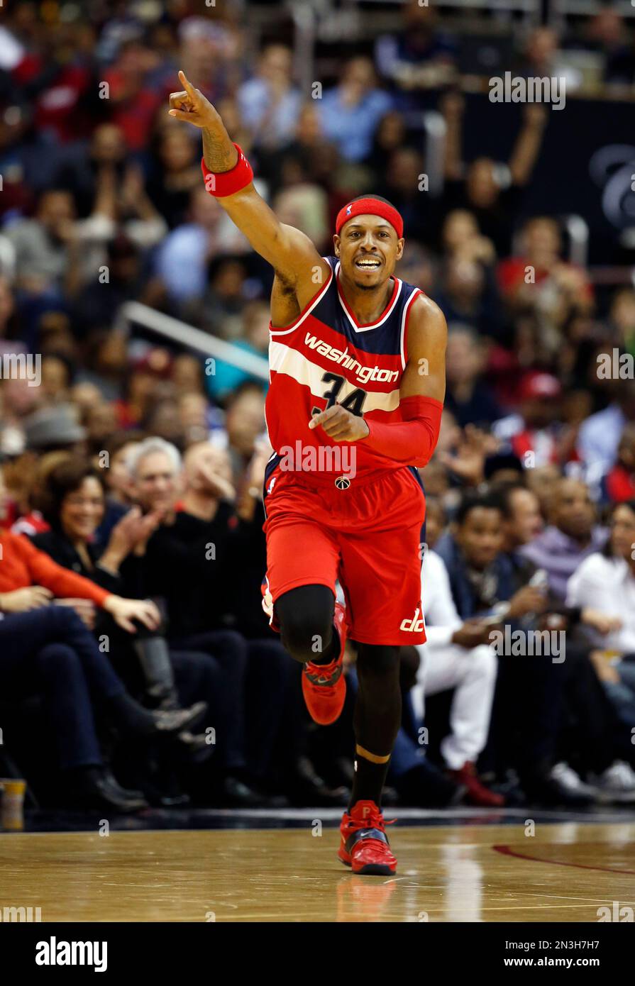 Washington Wizards forward Paul Pierce (34) celebrates a basket in the ...