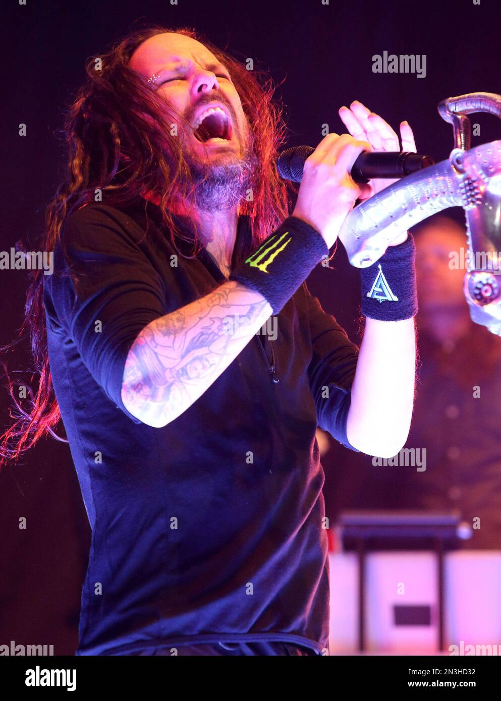 Jonathan Davis of the band Korn performs in concert at the Royal Farms ...