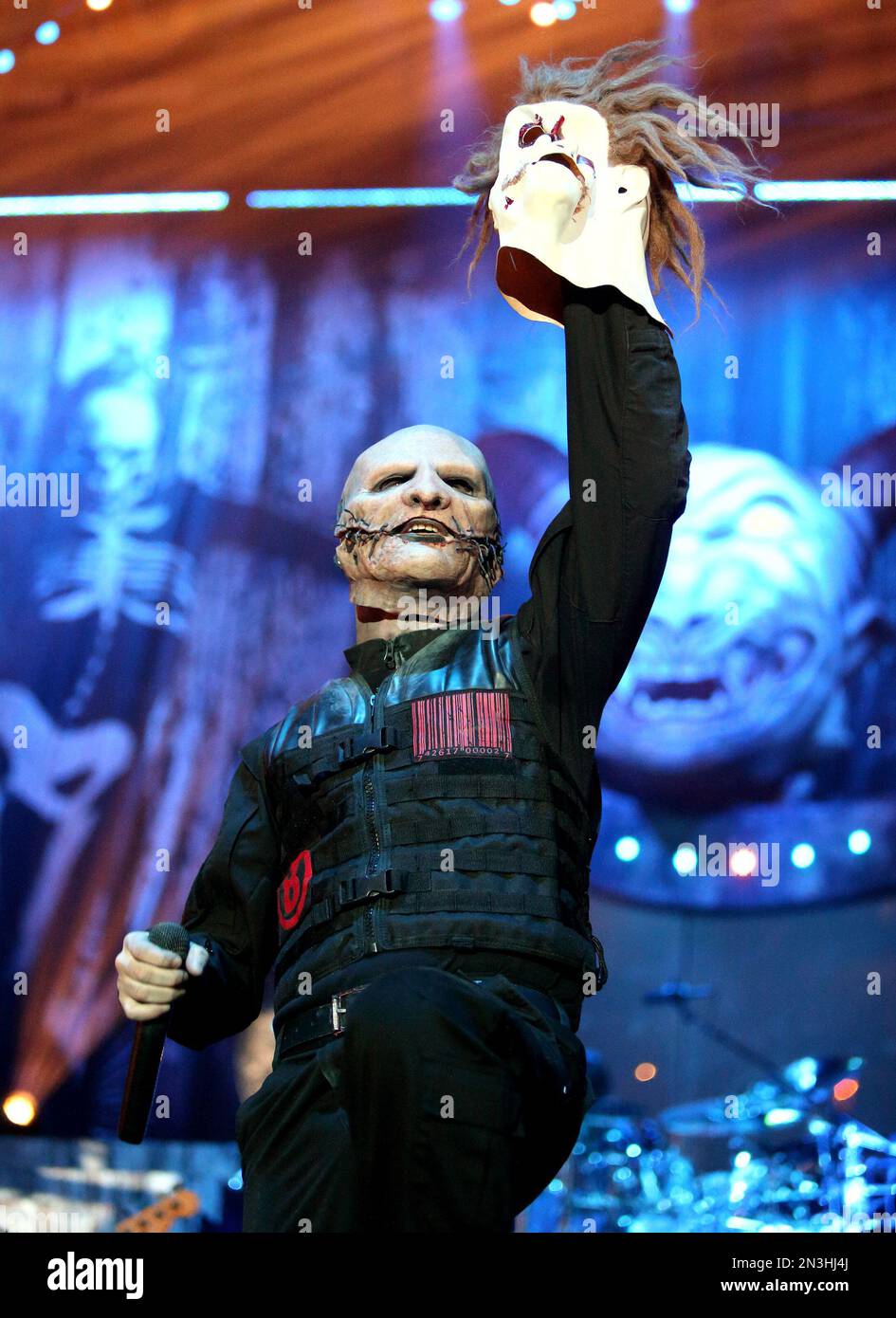 Corey Taylor of the band Slipknot performs in concert during their ...