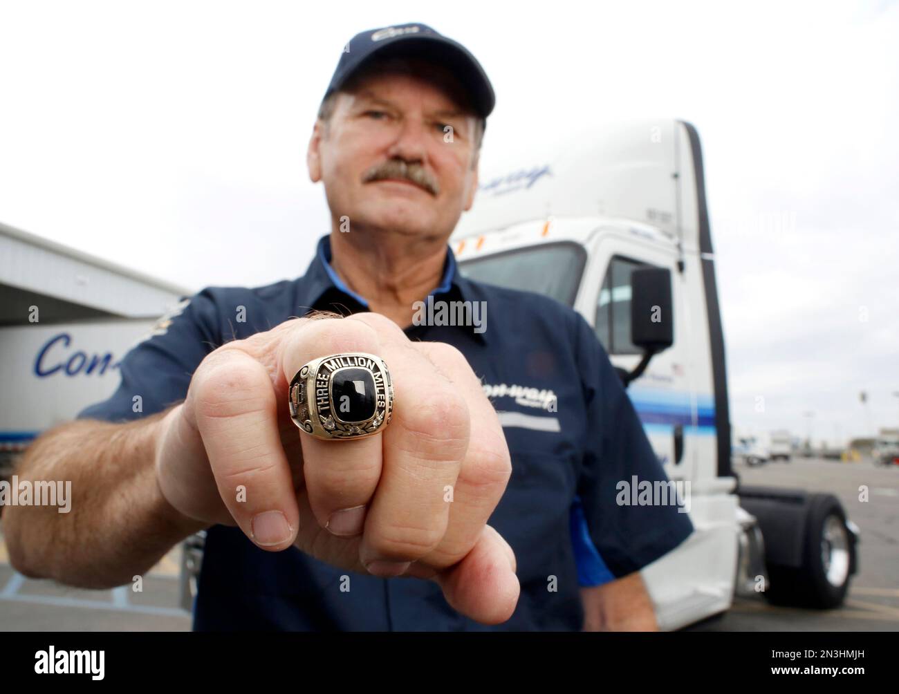 IMAGE DISTRIBUTED FOR CON-WAY FREIGHT - Three Million Miler award ...