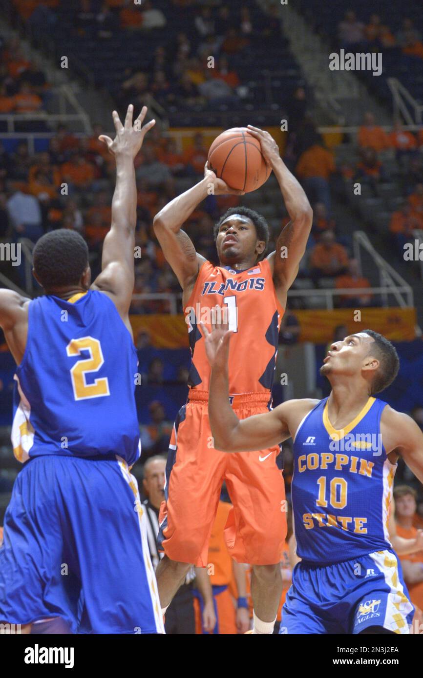 Illinois' Jaylon Tate (1) and Coppin State's center Lawrence Fejokwu (2 ...