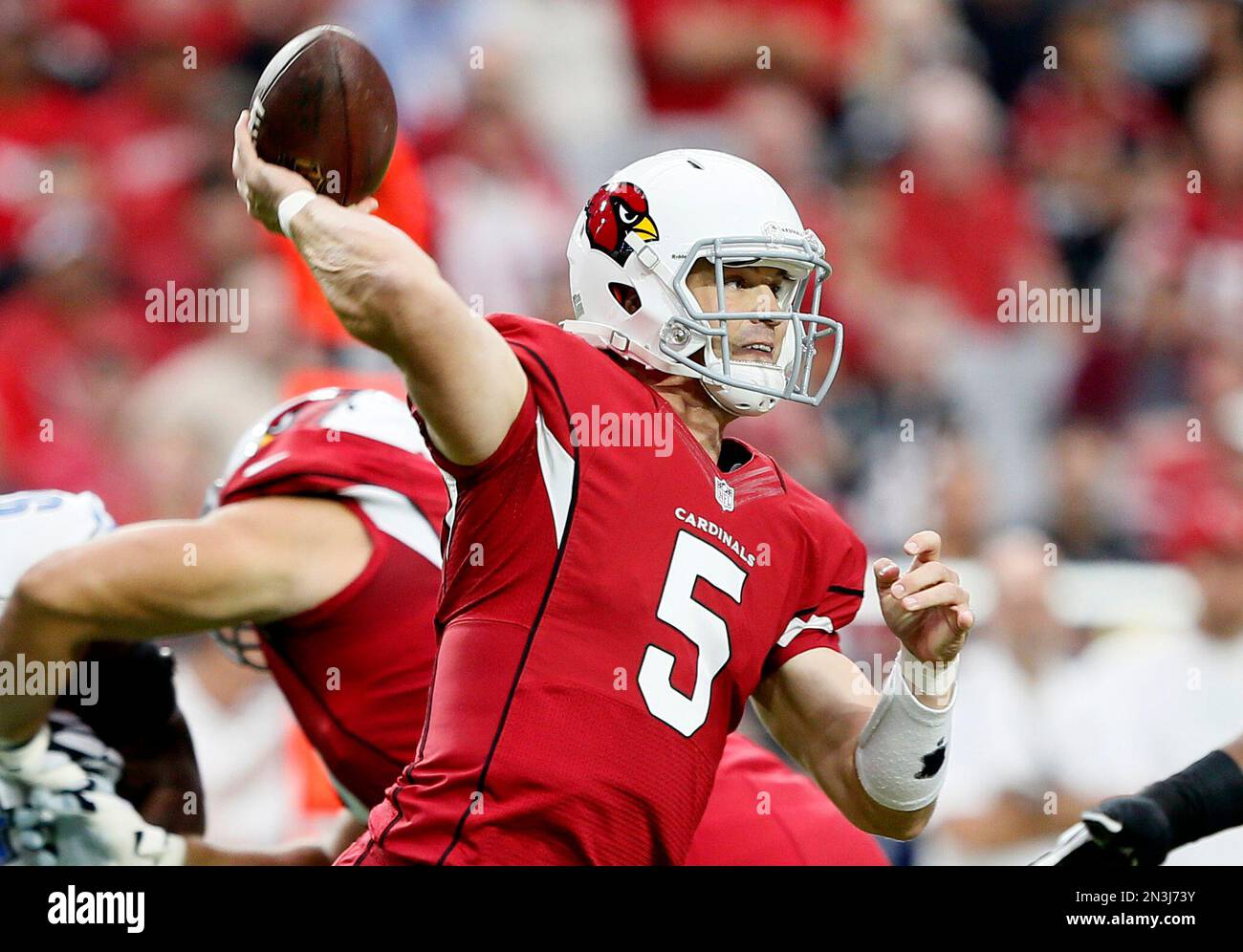 Arizona Cardinals quarterback Drew Stanton (5) throws against the ...