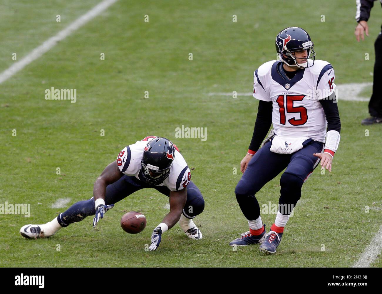 Houston Texans running back Alfred Blue recovers a fumble by ...