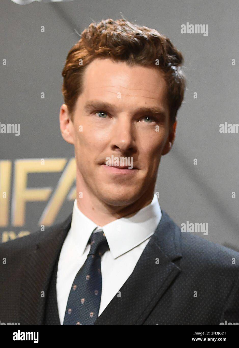 Benedict Cumberbatch poses in the press room with the Hollywood actor ...