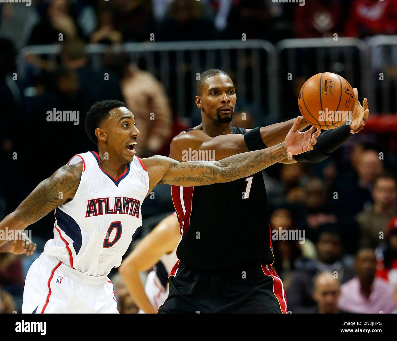 Atlanta Hawks guard Jeff Teague (0) intercepts a pass intended for ...